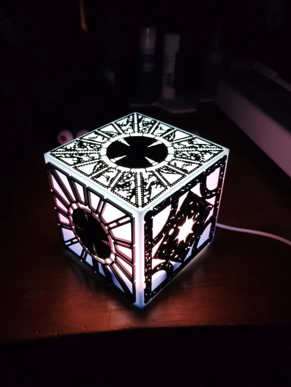 Hellraiser Puzzle cube lamp by Paul Powers - MakerWorld