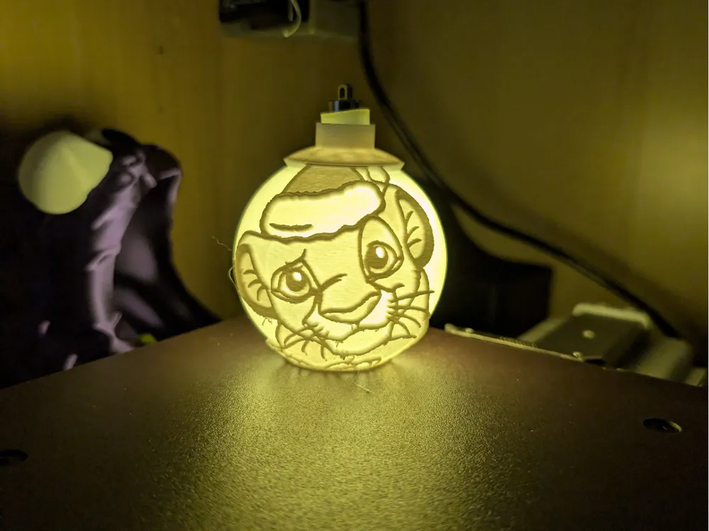 Simba Christmas Ball lithophane by HeinzSeinz - MakerWorld