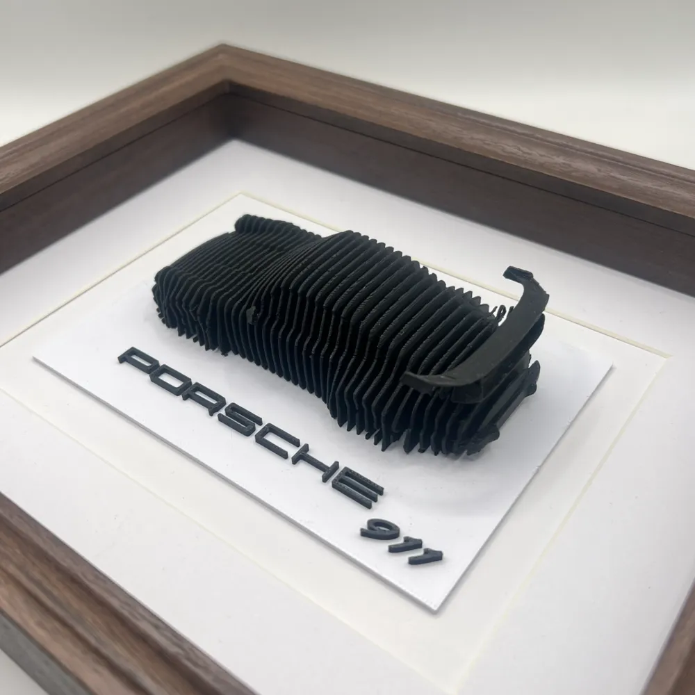 Schichten-Skulptur Porsche 911 RWB Version 2 von Teocin - MakerWorld