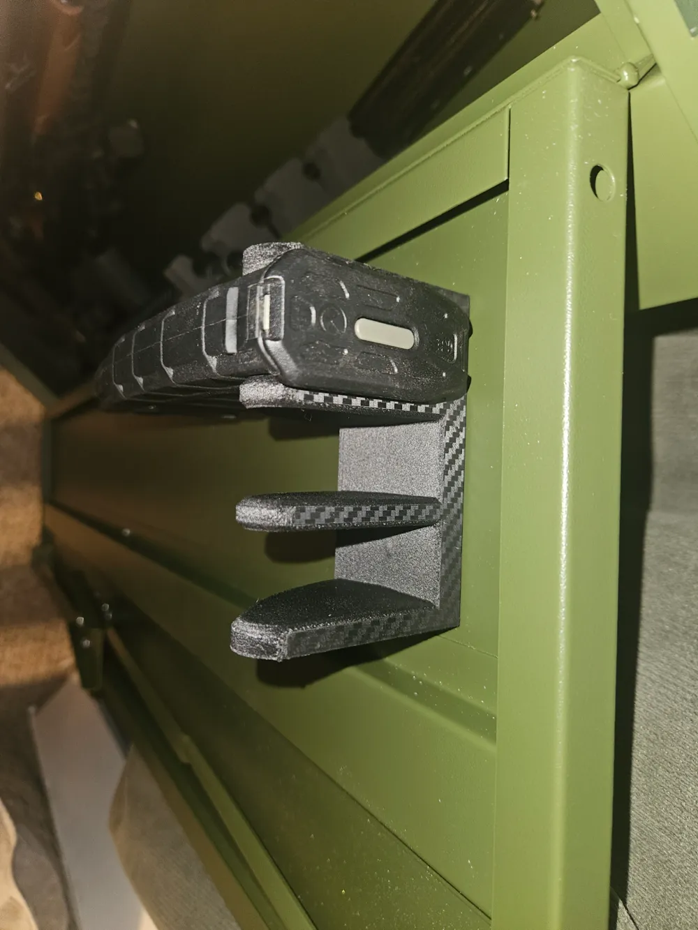 PMAG/ Glock Magnetic Safe Mount by 31Lacrosse1MakerWorld: Download Free ...