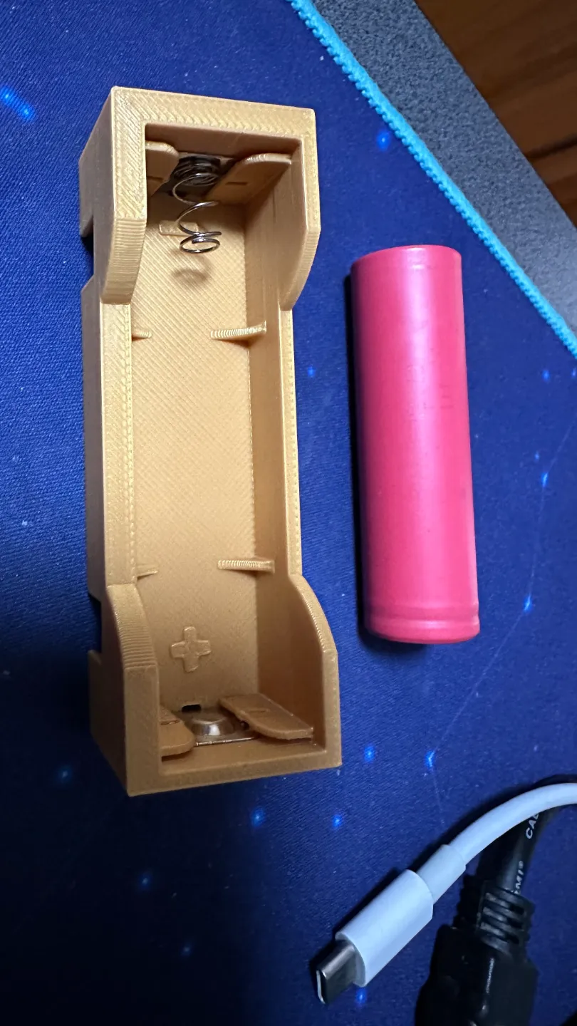 18650 battery case spliced/expanded by DV.O Daniel Onescu - MakerWorld