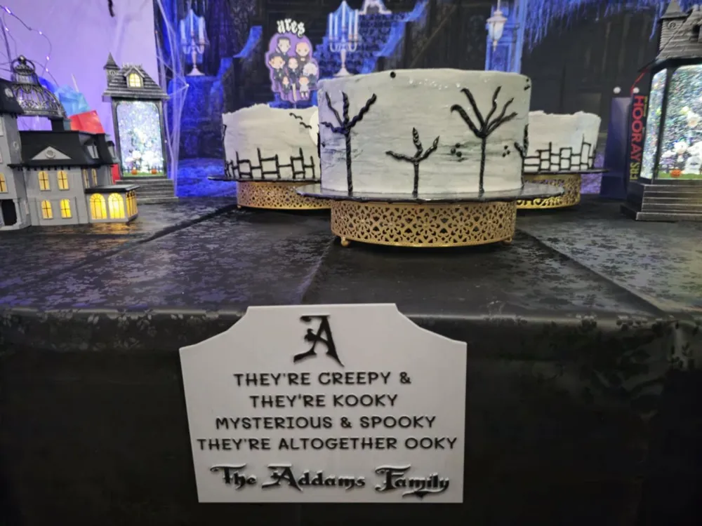 Addams Family Sign by dianaigonz - MakerWorld
