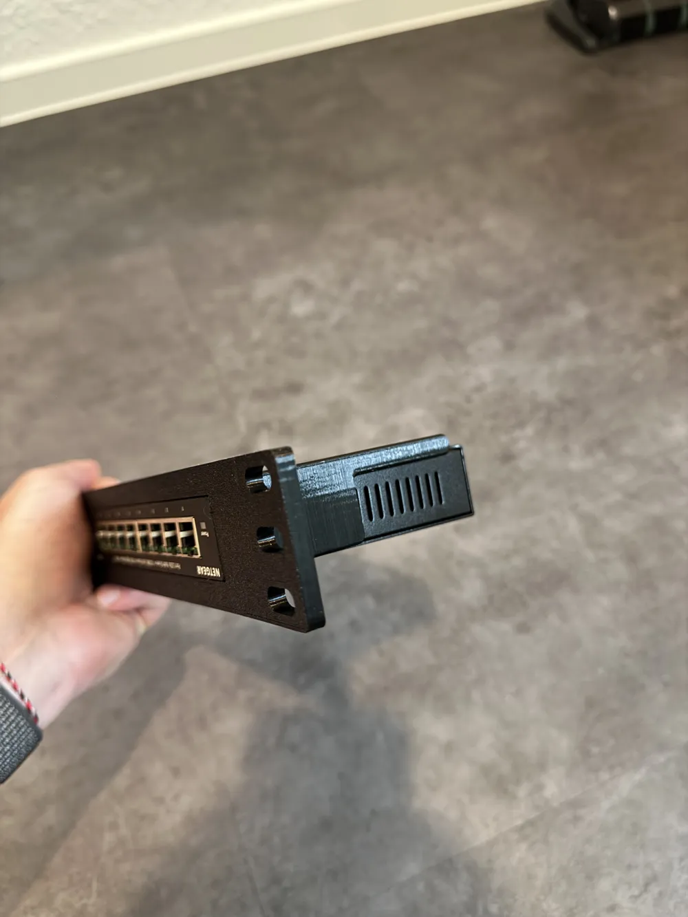 NETGEAR GS308E - 10" Rack Panel - Free 3D Print Model - MakerWorld