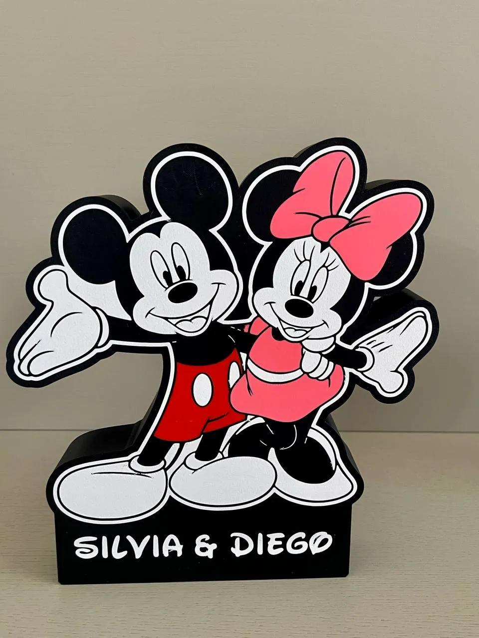 LÁMPARA CAJA DE LUZ - Minnie y Mickey Personalizada - Modelo de ...
