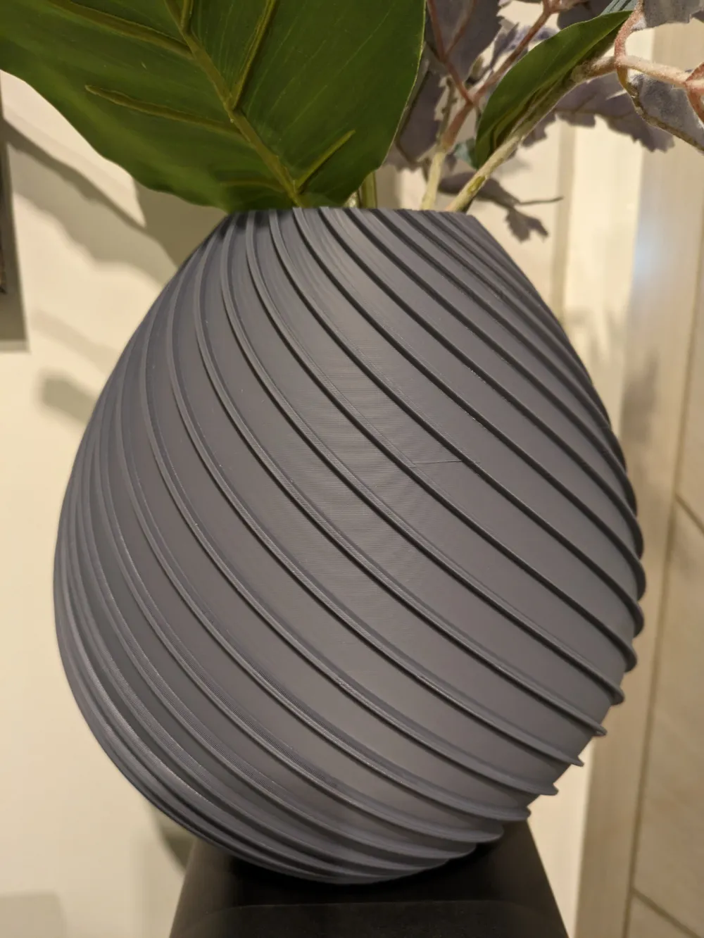 Big Bulb Vase by 3dprintedartuk - MakerWorld