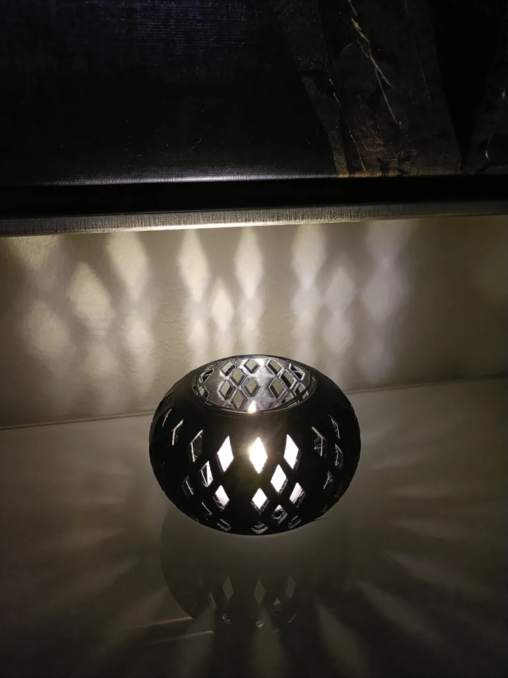 Romboid shaped tea light by erbedo - MakerWorld