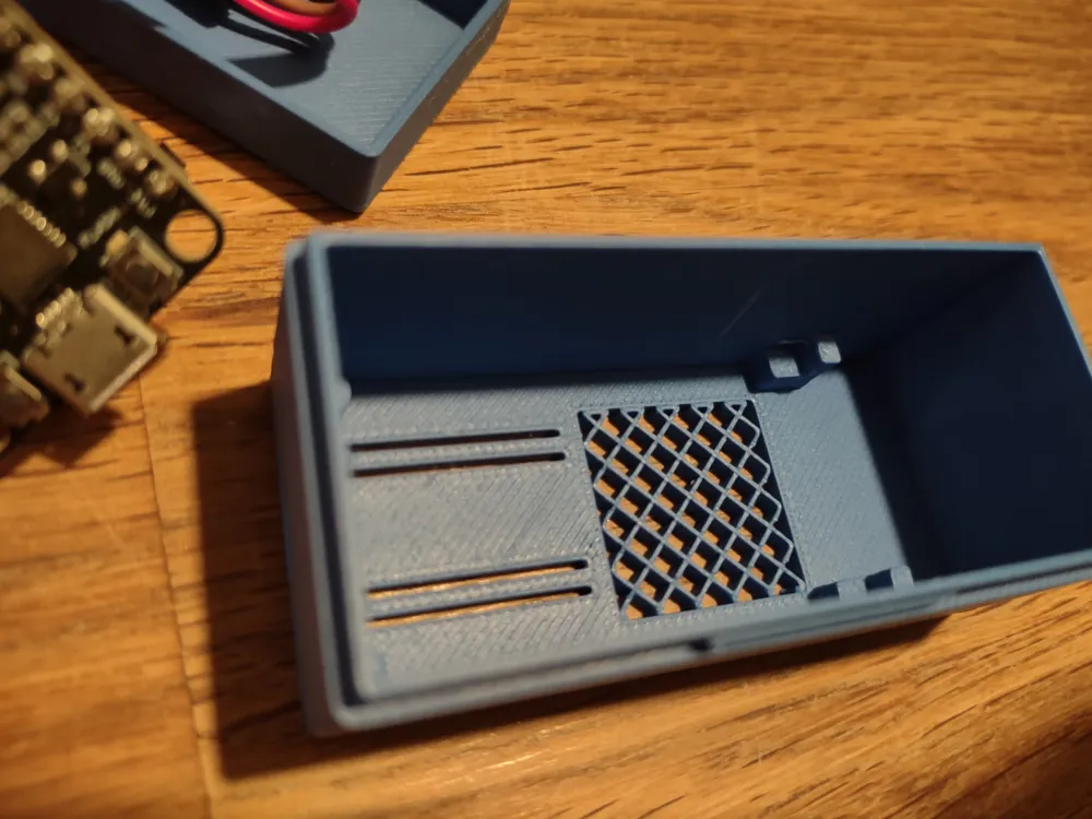 ESP8266 NodeMCU Enclosure for ESPHome DHT11 Sensor - Free 3D Print ...