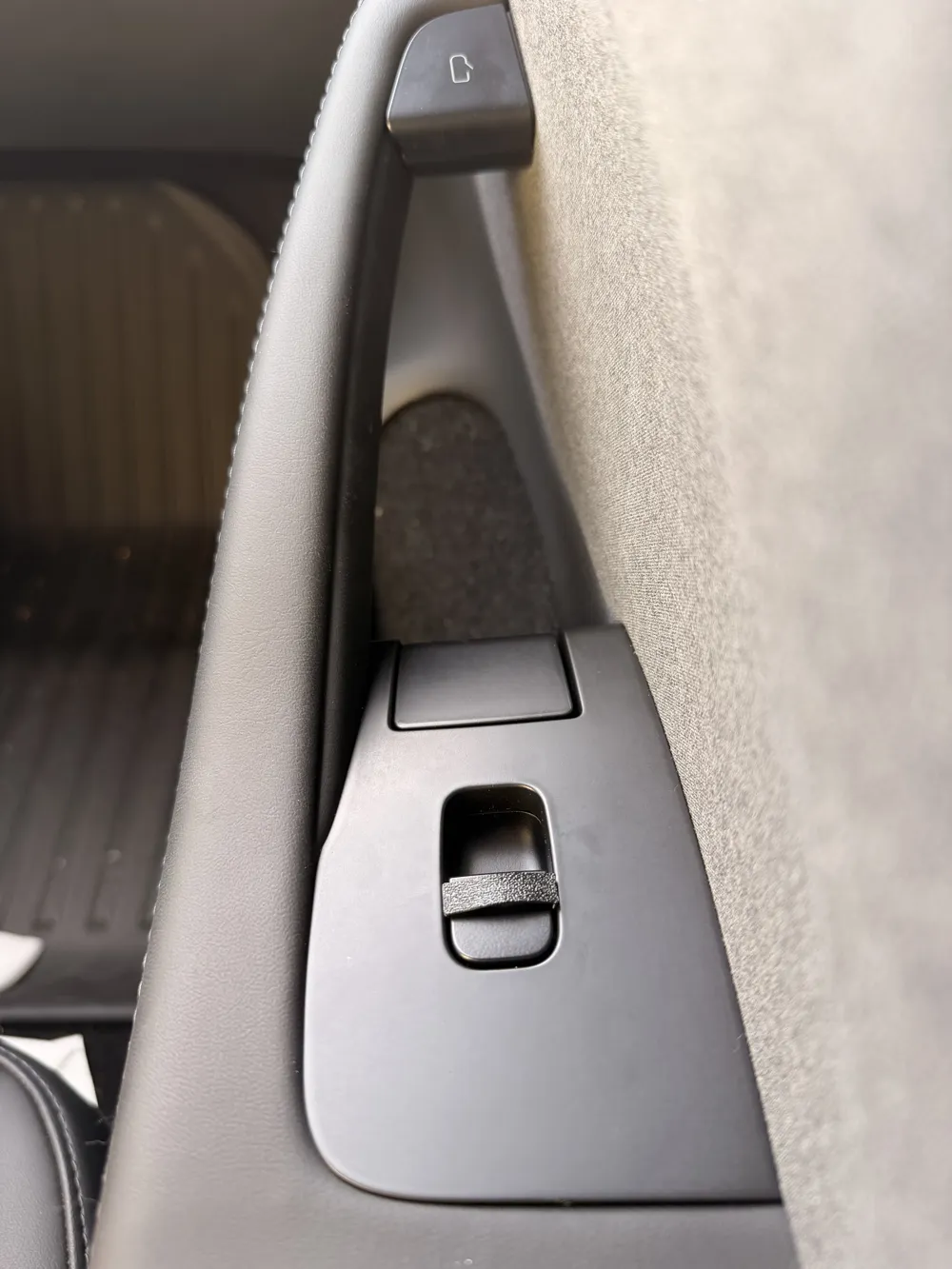 Tesla Window Switch Rattle Fix - Free 3D Print Model - MakerWorld