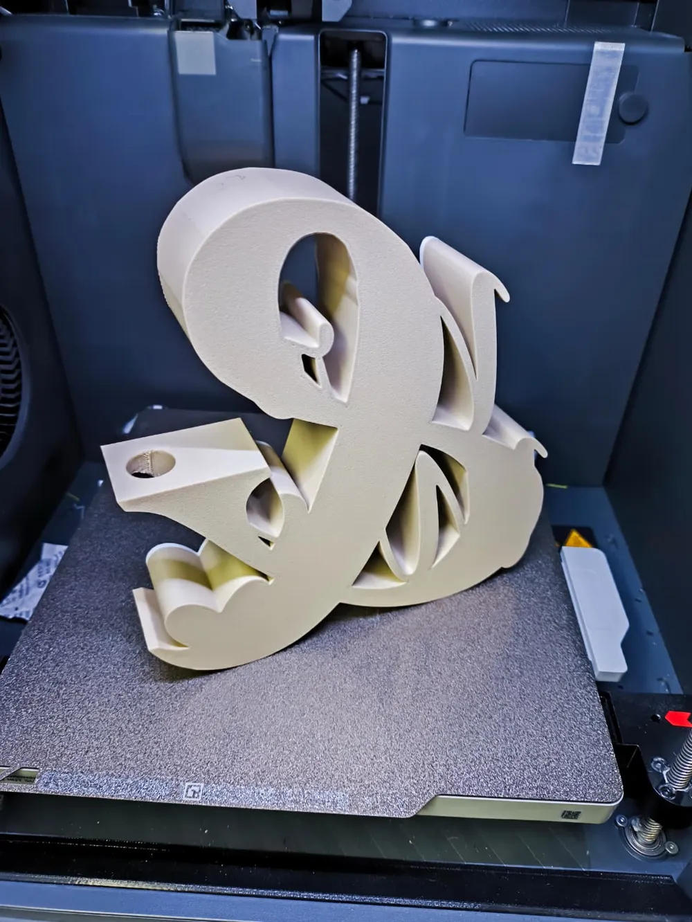 Mr & Mrs Wedding Gift - Free 3D Print Model - MakerWorld