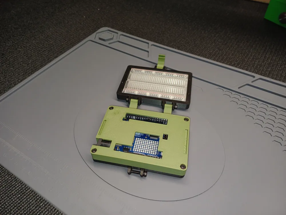 Arduino Uno R4 Wifi Case with breadboard - Free 3D Print Model - MakerWorld