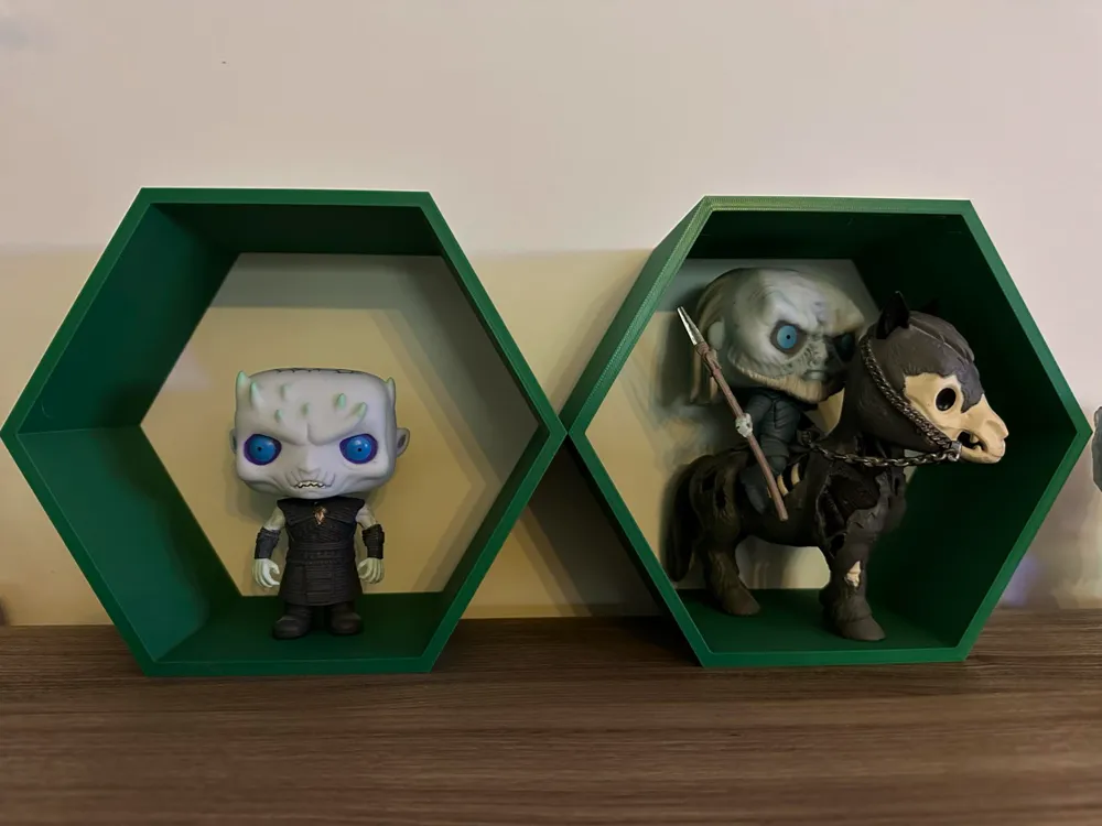 Hexagone shelf Funko Pop (normal size) by SG - MakerWorld