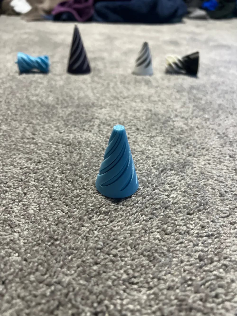 Spiral/Helix Fidget Toy V3.6 *Mini* by CrownWalker - MakerWorld