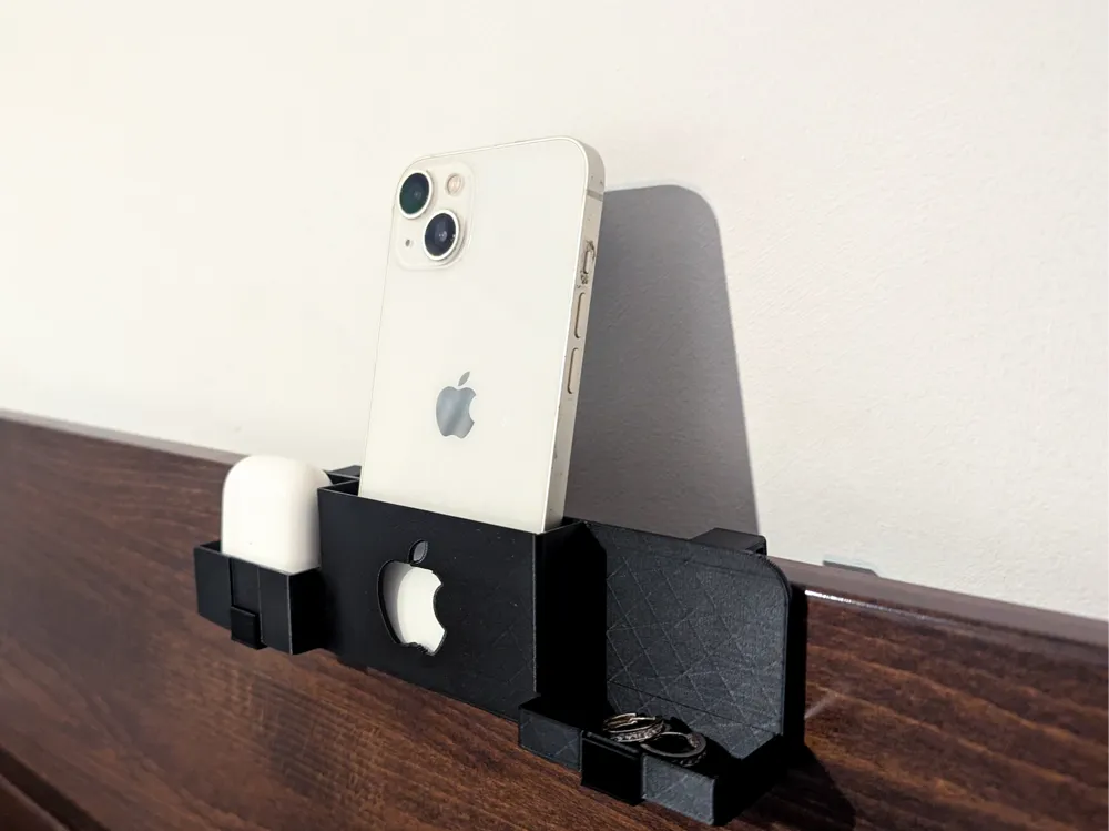 iPhone 13 bed shelf by m4t35 - MakerWorld