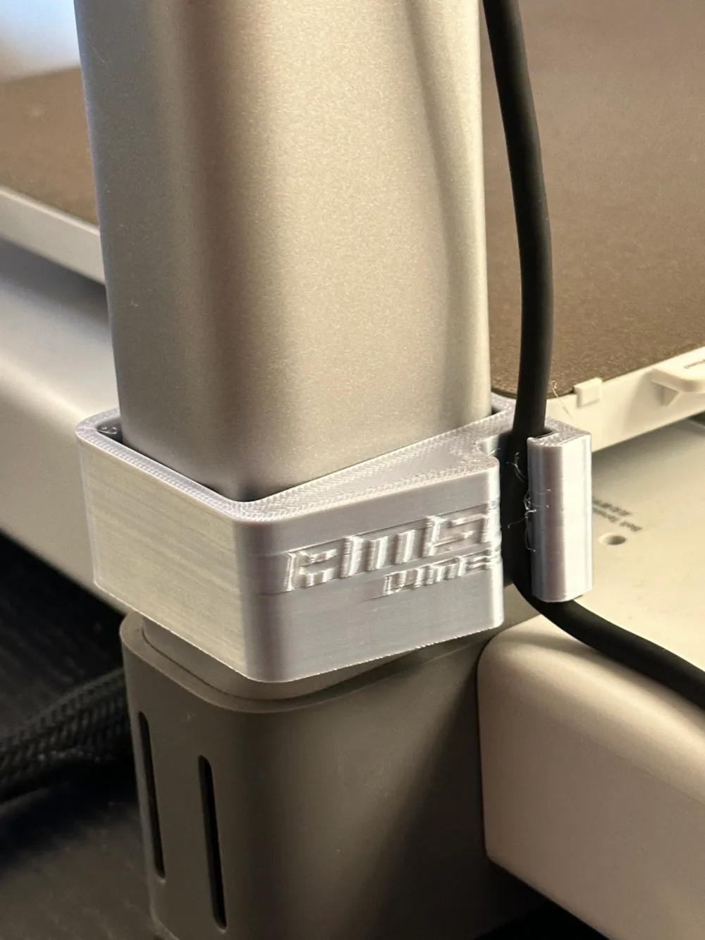 Bambu Lab A1 AMS Lite Top-Mount Wire Management Clips by Ayushpalse ...