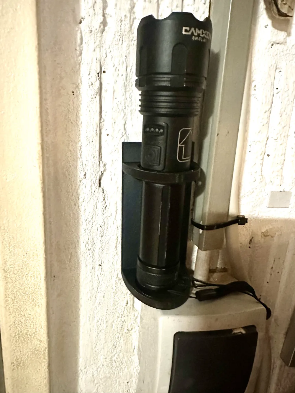 Flashlight Holder by Jenschucky2 - MakerWorld