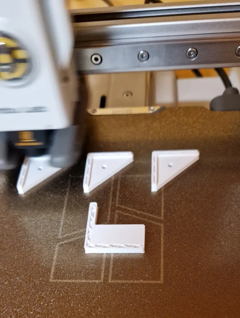 Brackets and profiles for transparent display case - Free 3D Print ...
