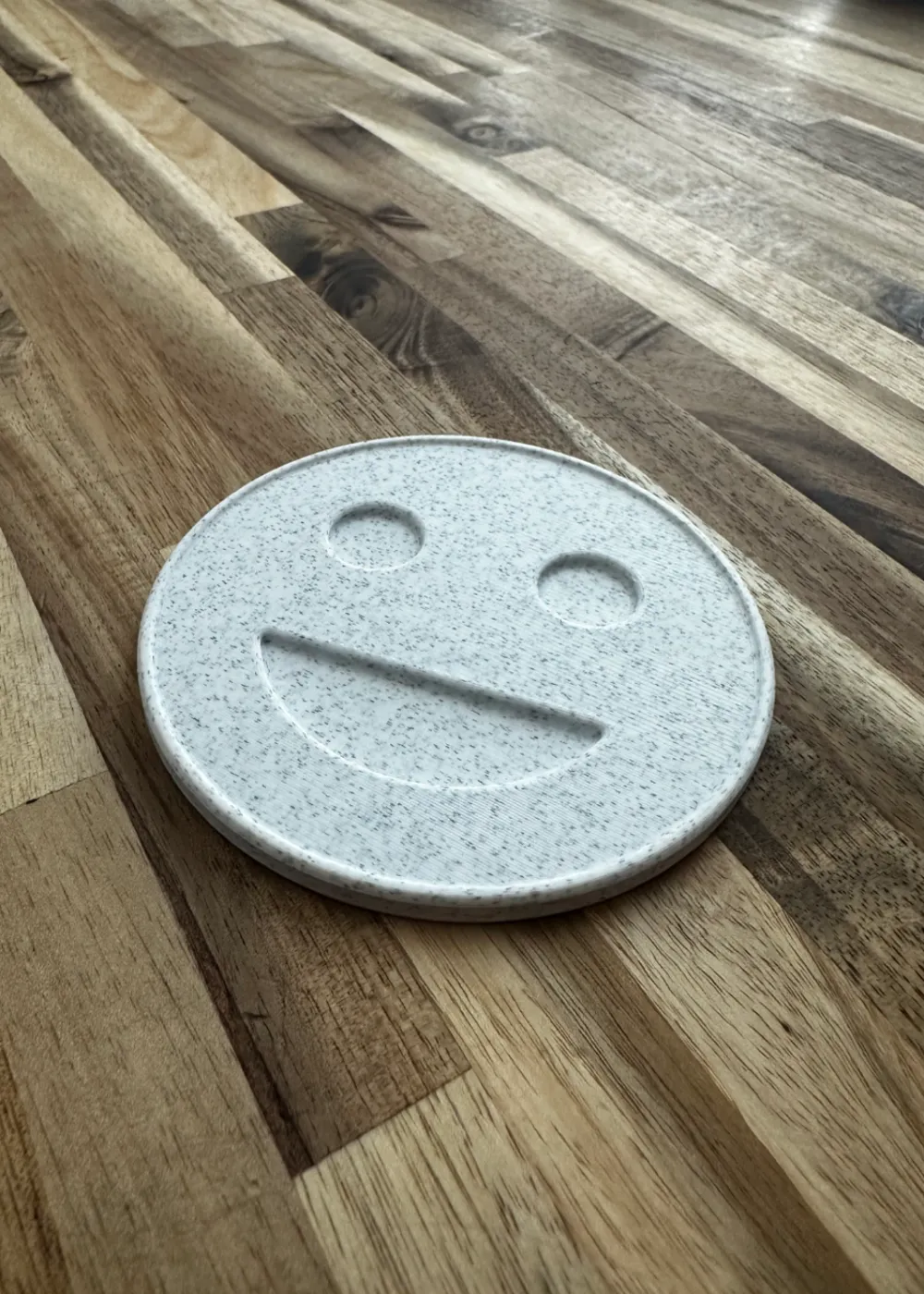 Smiley Face Coaster by InnovateITx - MakerWorld