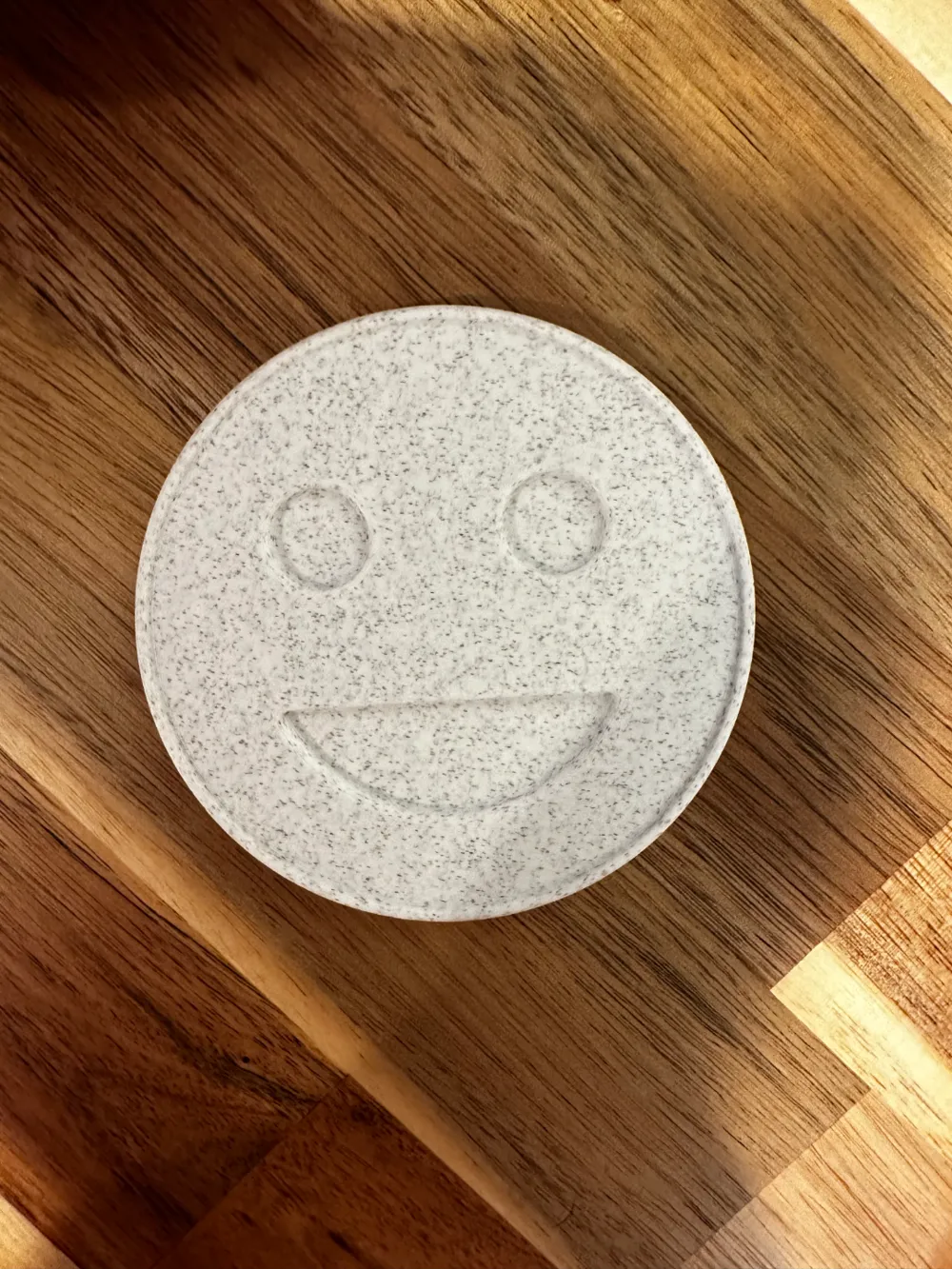 Smiley Face Coaster by InnovateITx - MakerWorld