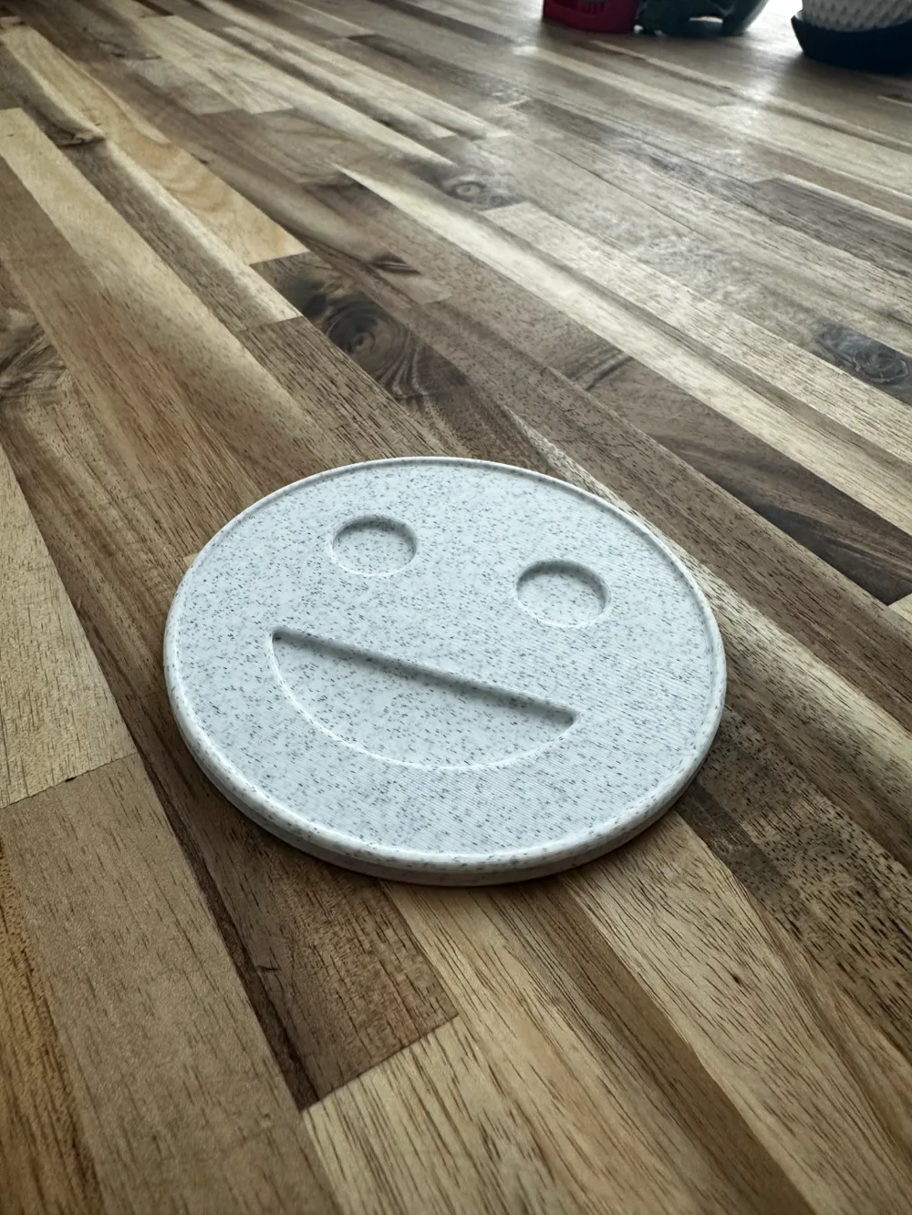 Smiley Face Coaster by InnovateITx - MakerWorld