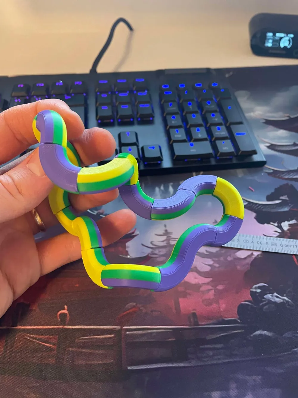 Fidget snake - Minimal assembly by Abbe - MakerWorld