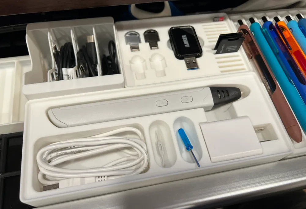 Mynt3D Pro Pen Tray Gridfinity 2x5 by EMB3D MakerWorld: Download Free ...