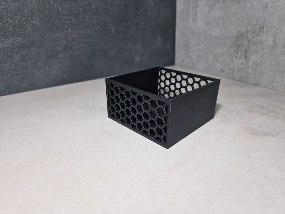 Box polygon 100 x 100 x 50 by abs12 - MakerWorld