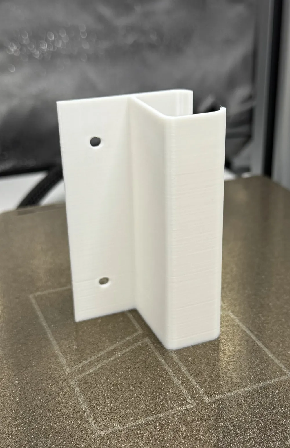 USB-Hub-Halterung unter dem Schreibtisch – Kostenloses 3D-Druckmodell ...