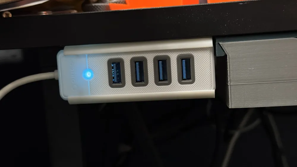 USB-Hub-Halterung unter dem Schreibtisch – Kostenloses 3D-Druckmodell ...