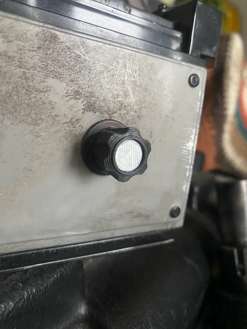 Ghostbusters Disguise Trap Knob Cap (Right Side) by Victoria - MakerWorld