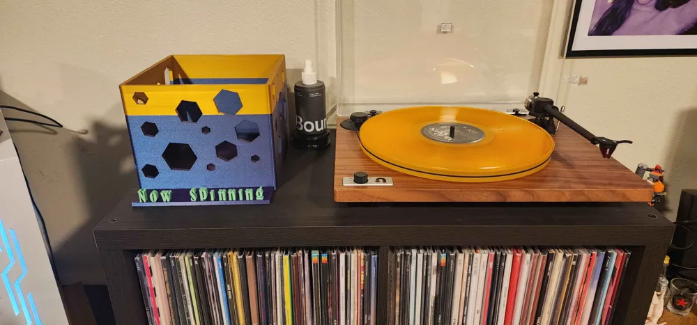 Now spinning 45 record box - Free 3D Print Model - MakerWorld