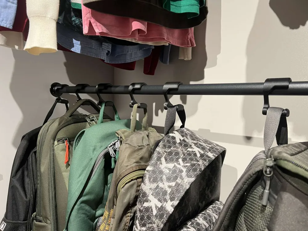 Aesthetic backpack hanger by Kurtle design MakerWorld: Download Free 3D Models