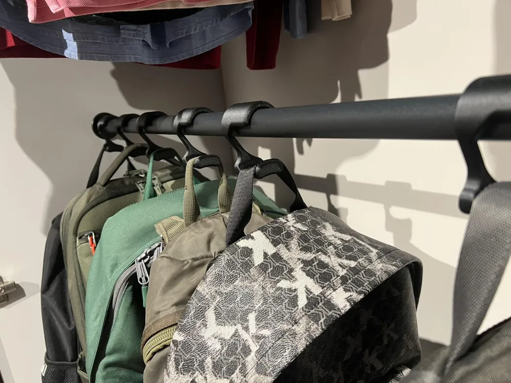 Aesthetic backpack hanger by Kurtle design MakerWorld: Download Free 3D Models