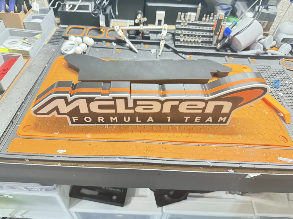 McLAREN FORMULA 1 TEAM LED LIGHTBOX RACE IN STYLE! by zerocool ...
