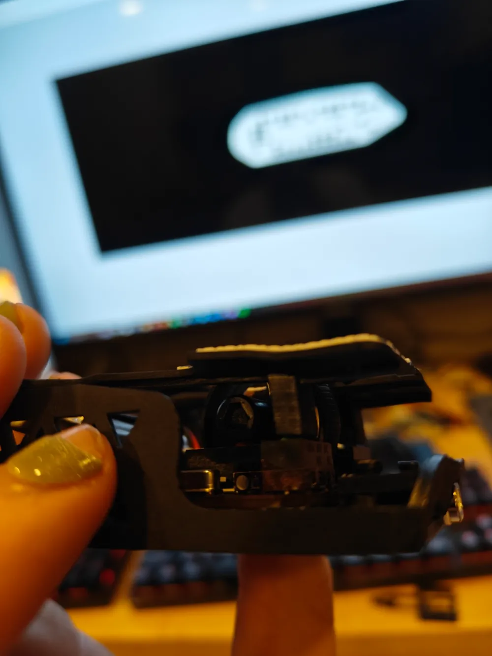 40gr Fingertip Mouse by Lotr Fan - MakerWorld