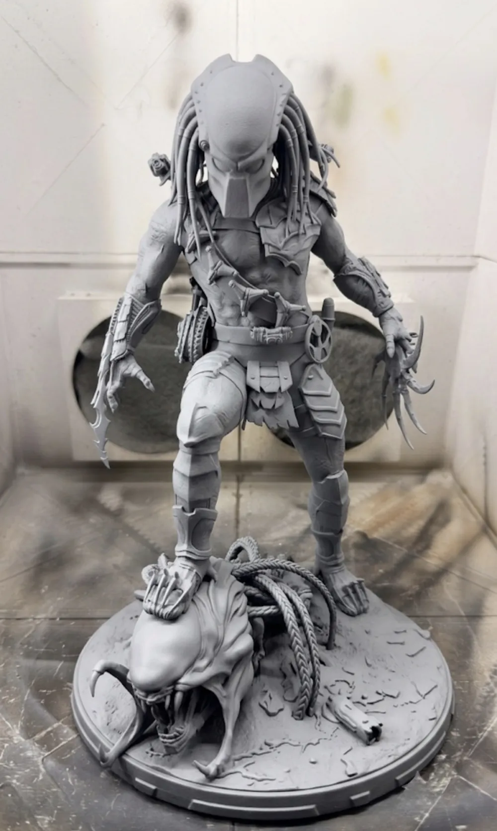 Predator vs Alien Style - Free 3D Print Model - MakerWorld
