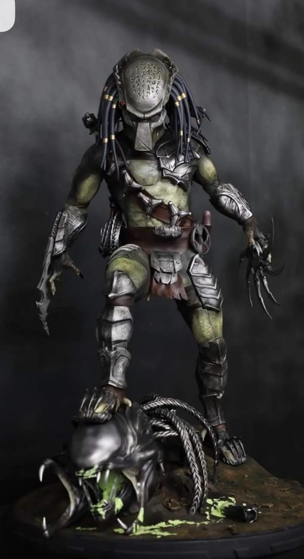 Predator vs Alien Style - Free 3D Print Model - MakerWorld