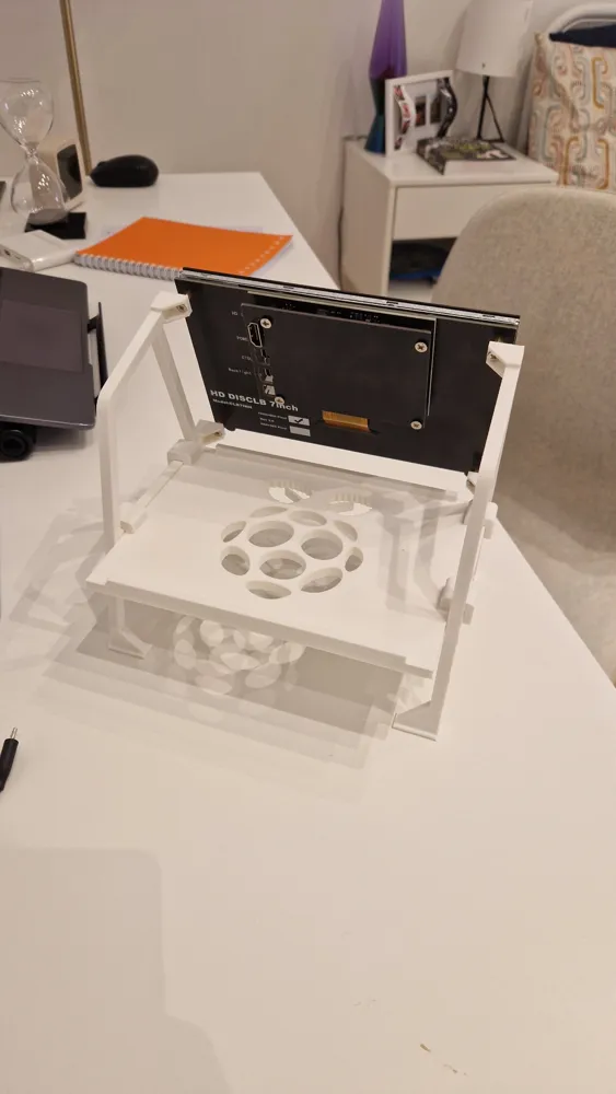 Soporte de pantalla de 7 pulgadas Raspberry Pi por 3D_mechaengineer ...