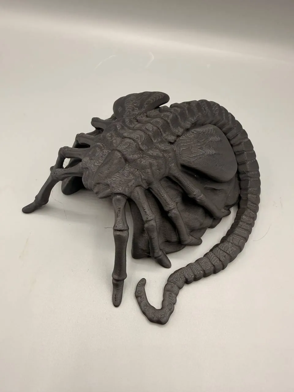 Facehugger Hideout - Free 3D Print Model - MakerWorld