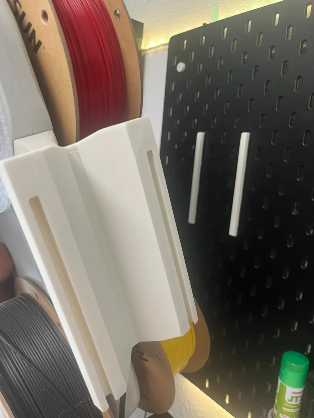 Holding bracket for AMS lite on IKEA Skadis by m.schiessl95 - MakerWorld