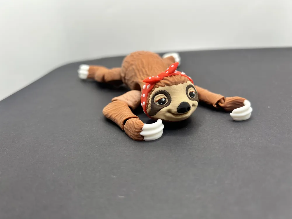 A cuddle of sloths - Free 3D Print Model - MakerWorld