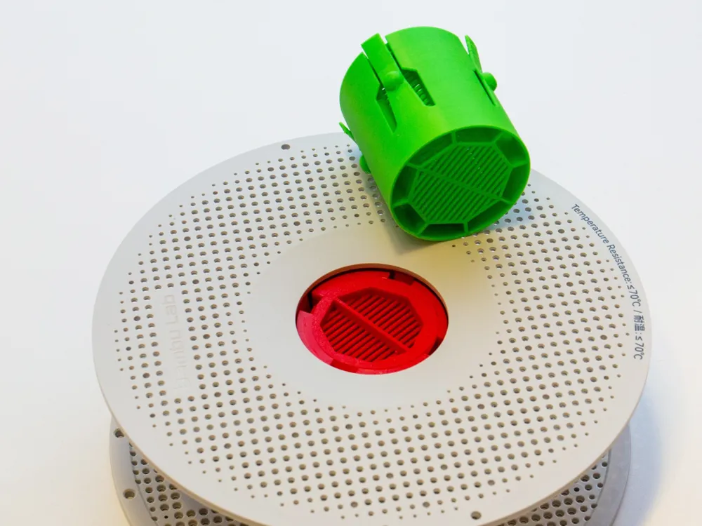 Desiccant container for Bambu Lab spools - Free 3D Print Model - MakerWorld