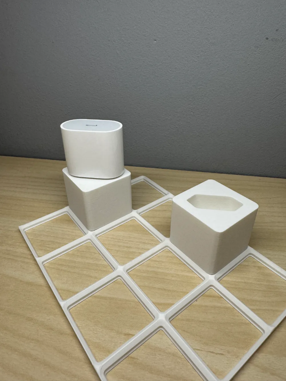 Gridfinity Power Plug (EU) by Lukas MakerWorld: Download Free 3D Models