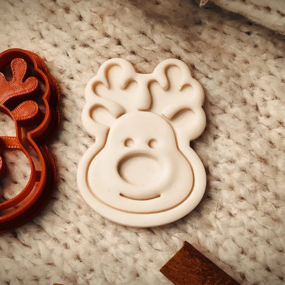 Happy Reindeer Christmas Cookie Cutter by wydryszek - MakerWorld