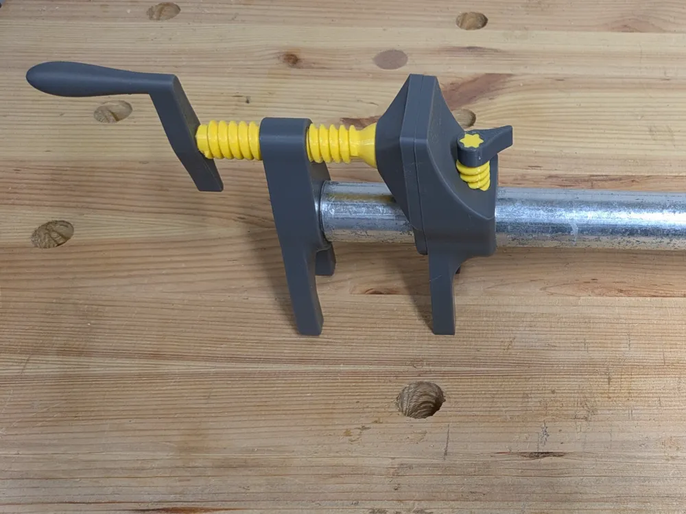 Woodworking Pipe Clamp for 3/4" Pipe - 45 mm Jaws by Claymuh MakerWorld ...
