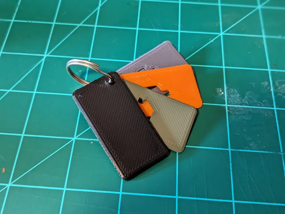 Graphic Key Tags by southworth.ben - MakerWorld