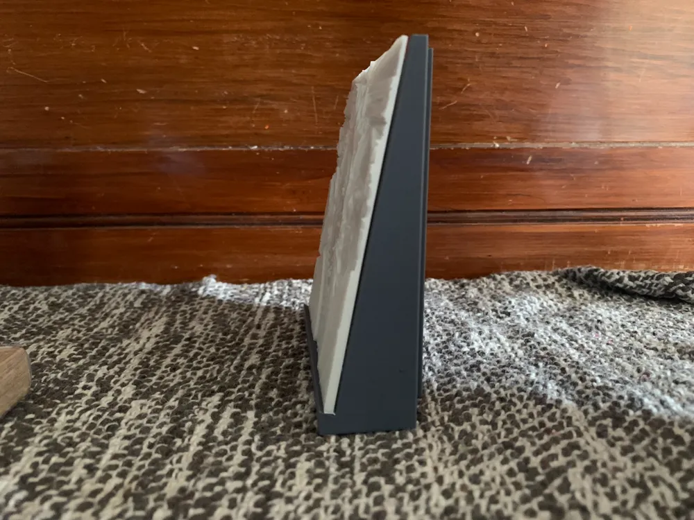 hueforge or lithophane stand by mrayner - MakerWorld