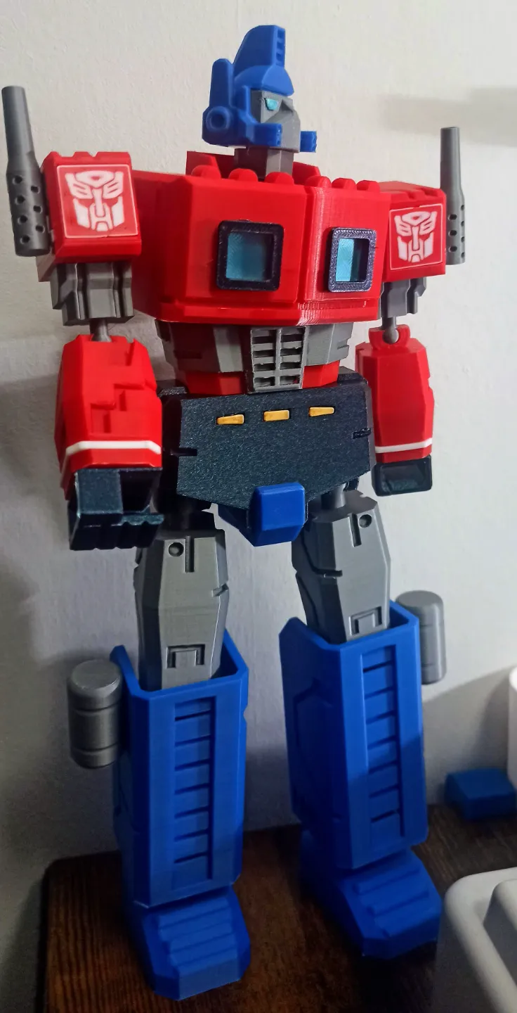 Articulated big and mini Optimus Prime w weapons by Savo222 MakerWorld ...