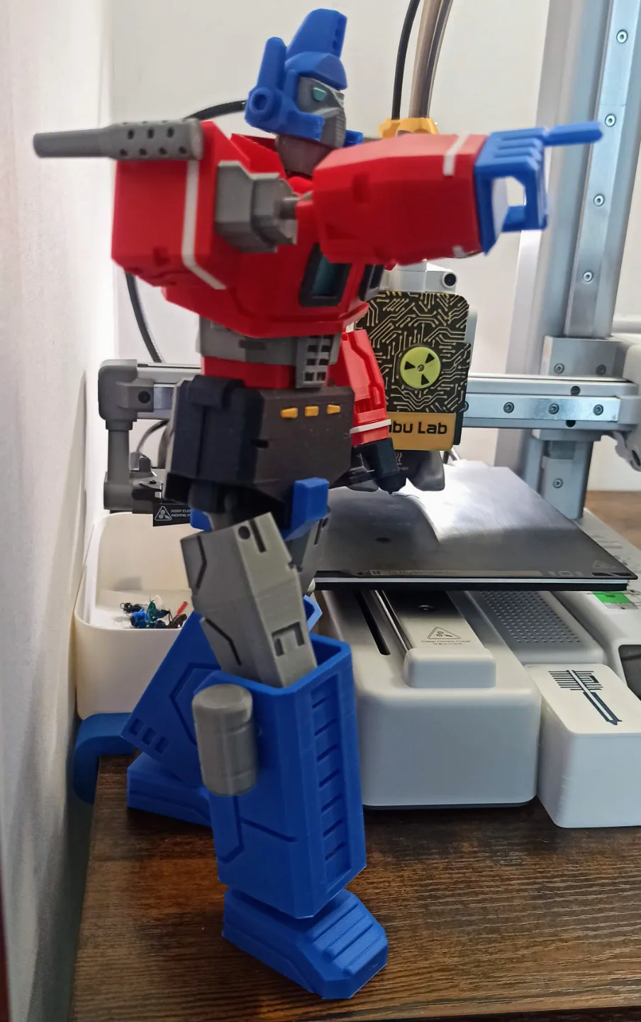 Articulated big and mini Optimus Prime w weapons by Savo222 MakerWorld ...