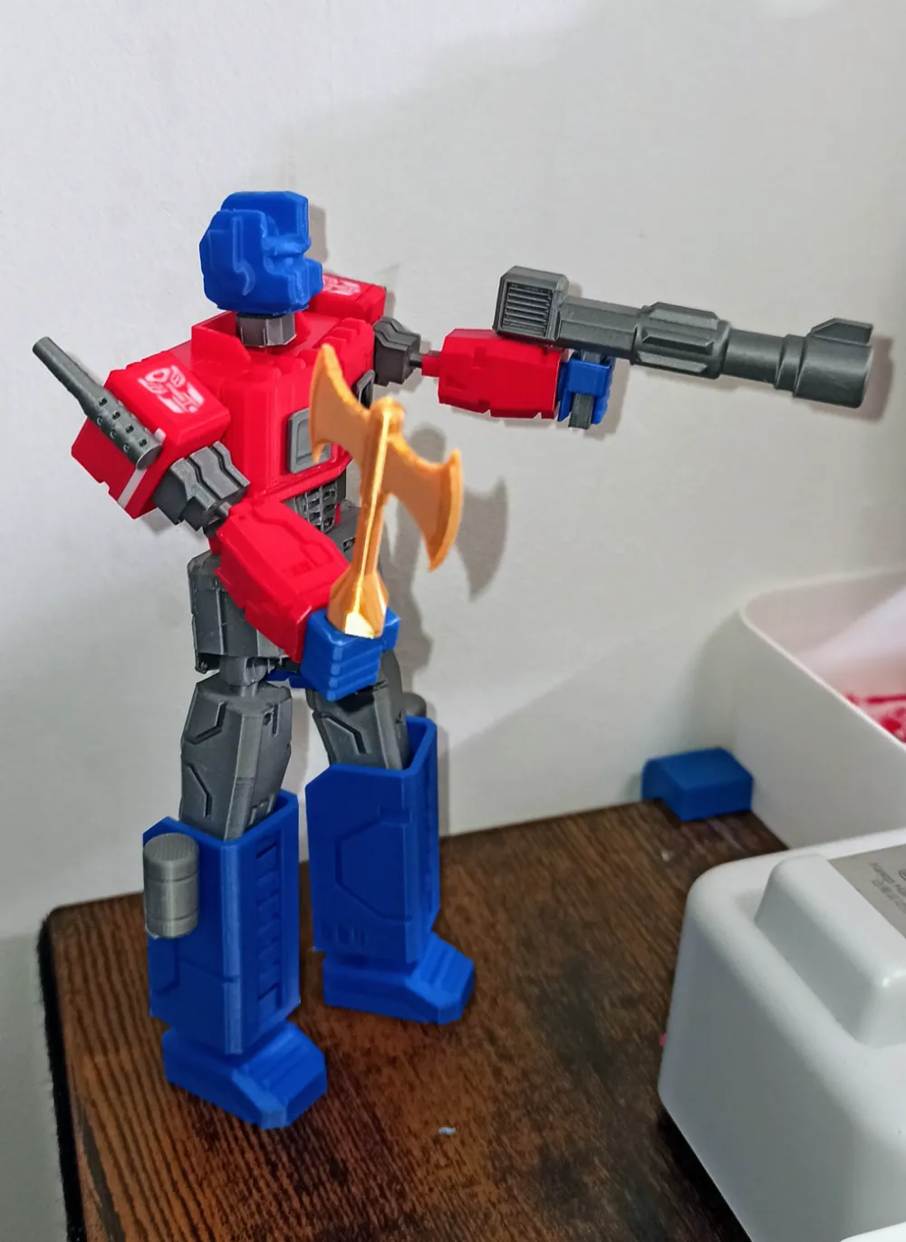 Articulated big and mini Optimus Prime w weapons by Savo222 MakerWorld ...