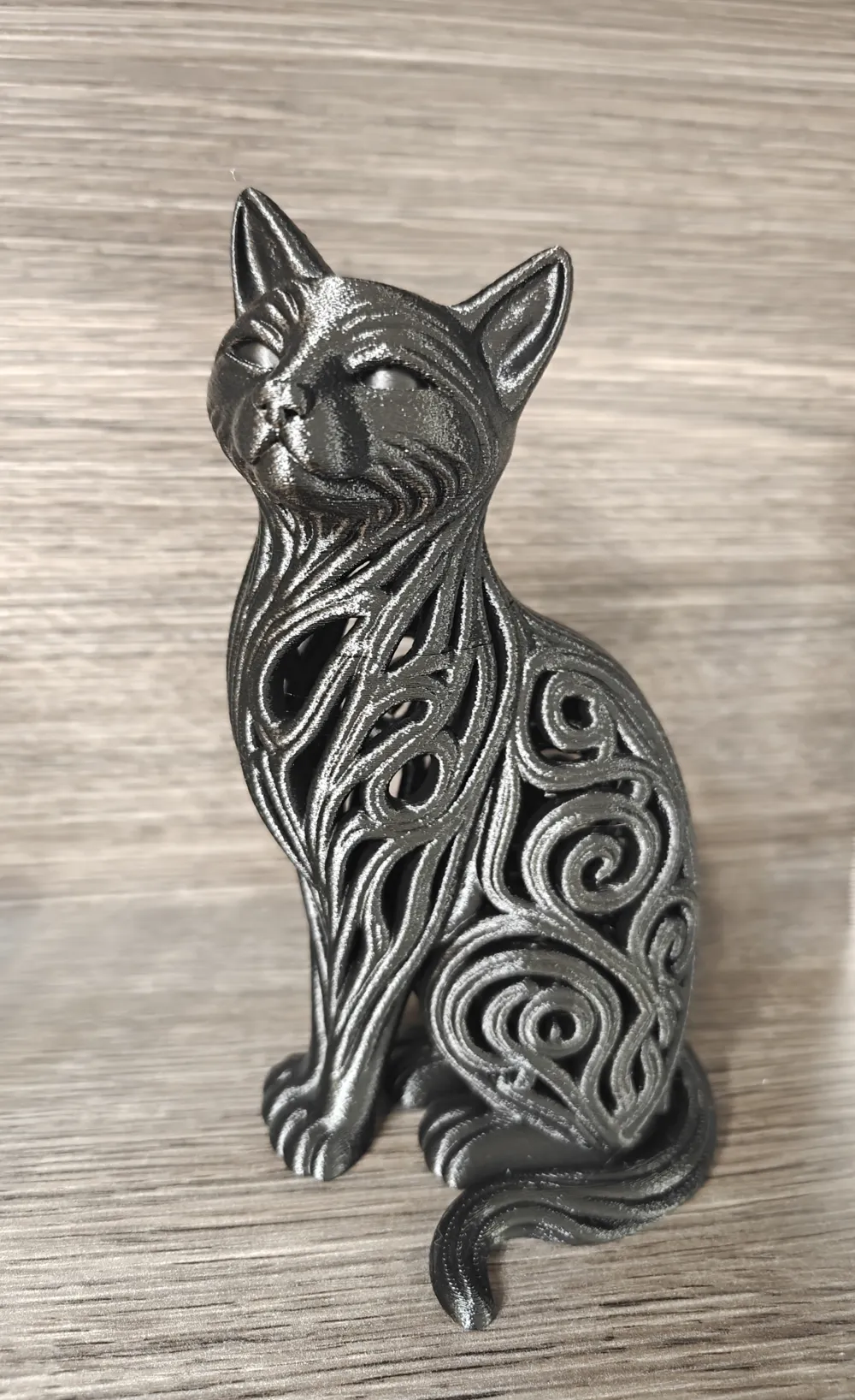Elegant cat sculpture - Free 3D Print Model - MakerWorld